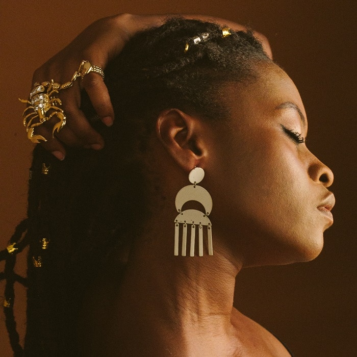 Muanda Makes a Sensational Comeback! Releases New Single.